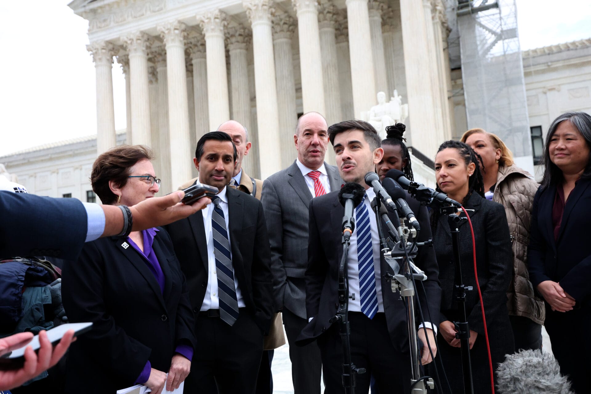 Resources for Reporters: LGBTQ-related Supreme Court Decisions | GLAAD
