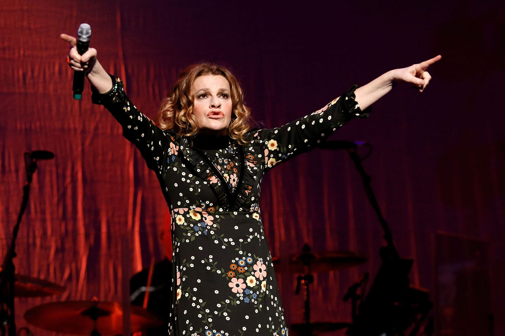 WATCH: Sandra Bernhard Talks ‘Severance,’ ‘RuPaul’s Drag Race,’ and ...