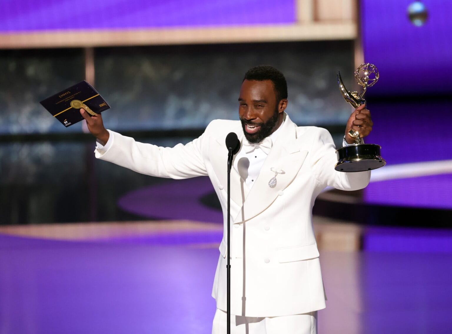 From “Hacks” to “The Traitors,” LGBTQ Stars Shine at the 2025 Emmy ...